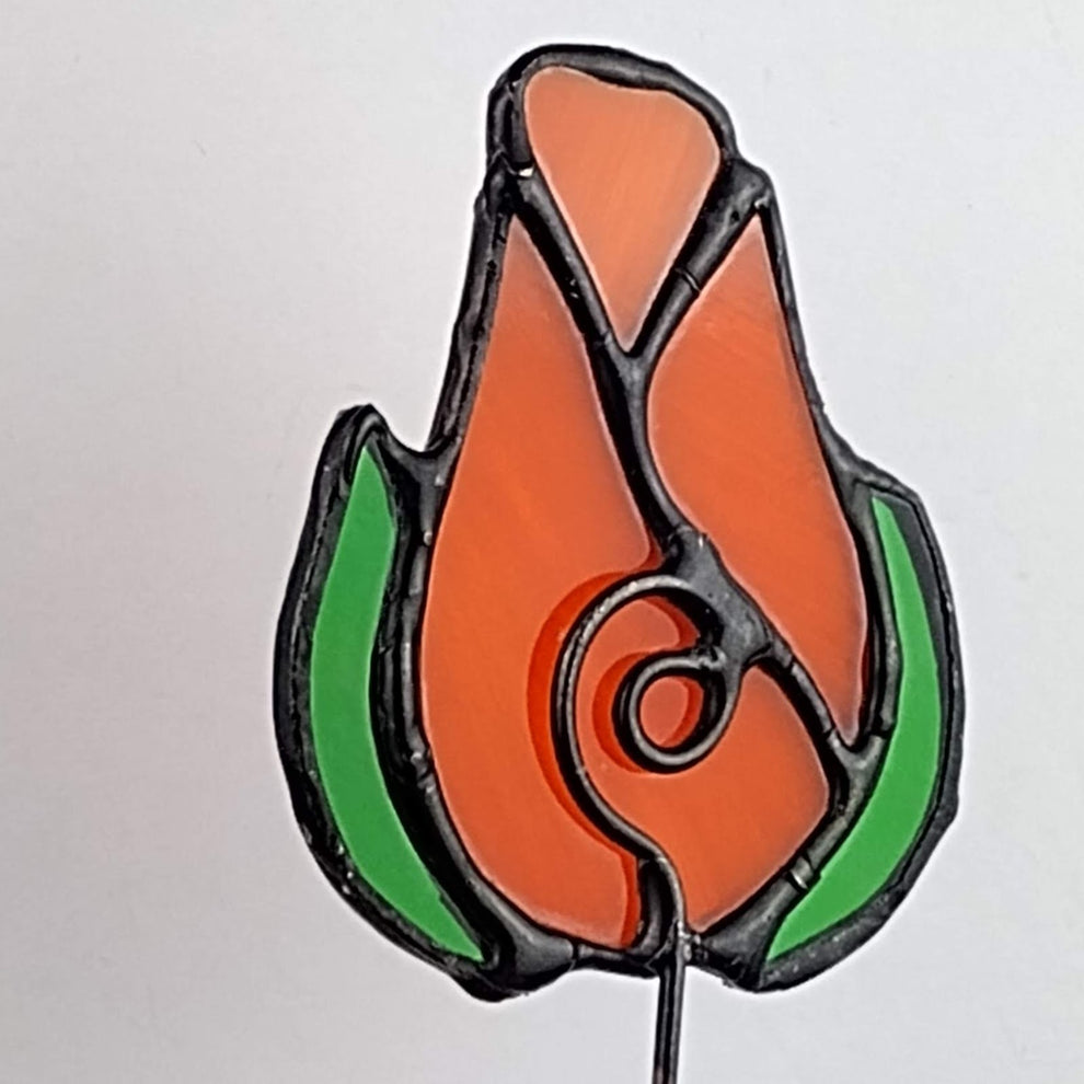 Rose Bud Plant stick – Strickland Stained Glass Storytellers